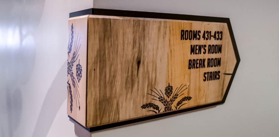 Anheuser-Busch Headquarters Wayfinding Signs - Engraphix Architectural ...