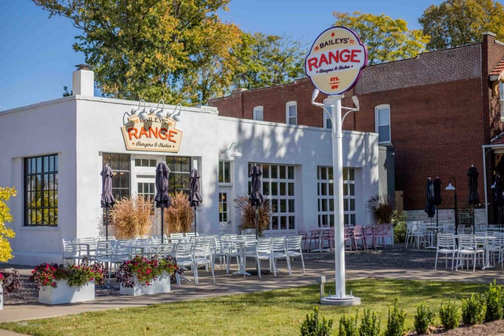 Baileys’ Range Restaurant Exterior Signs - Engraphix Architectural ...