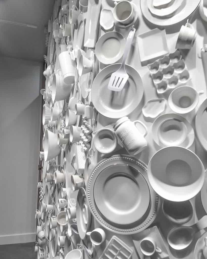 Sculptural Dish Wall at the Eatery - Engraphix Architectural Signage, Inc.